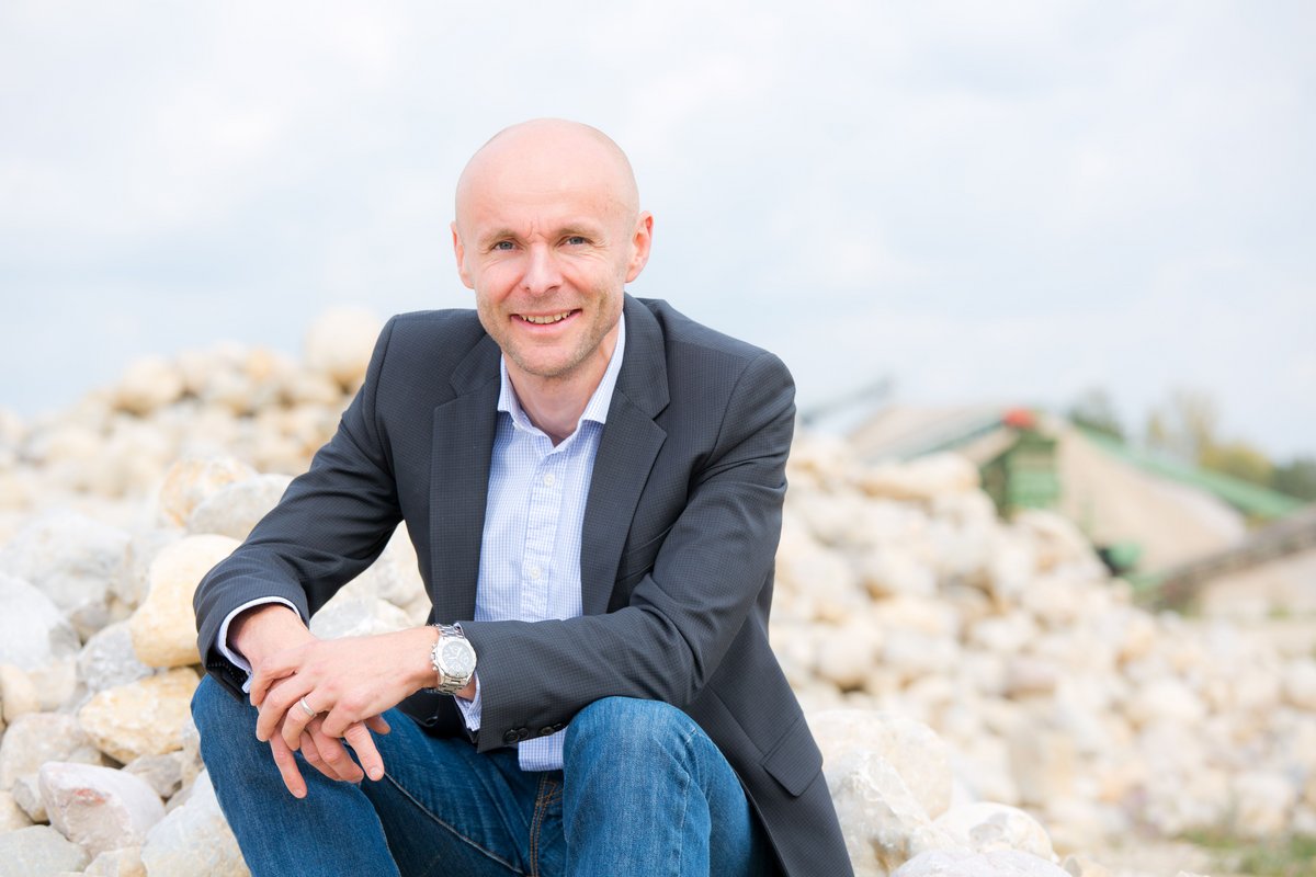 Neuer Professor für Nachhaltige Bergbautechnik